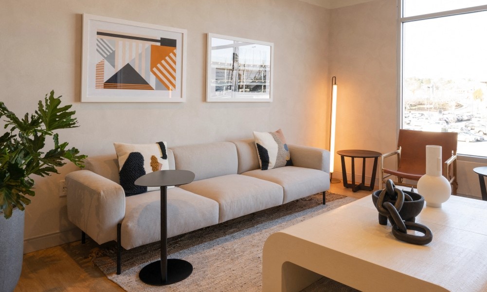 Coworking Spotlight: Industrious at Legacy Place – Dedham, MA ...